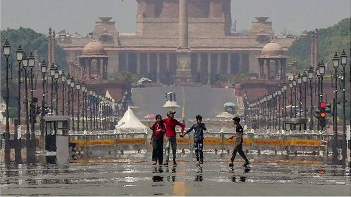 IMD issues yellow alert for Delhi as heatwave grips North India for 3 days - India News | The ...