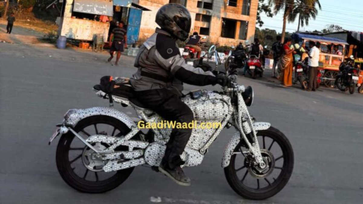 Royal Enfield Flying Flea C6 spied testing for first time - Car News ...