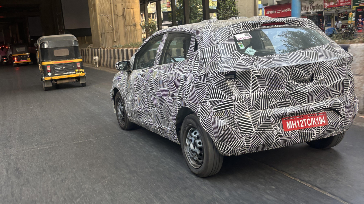 Tata Altroz CNG facelift spotted testing: What we know so far - Car ...