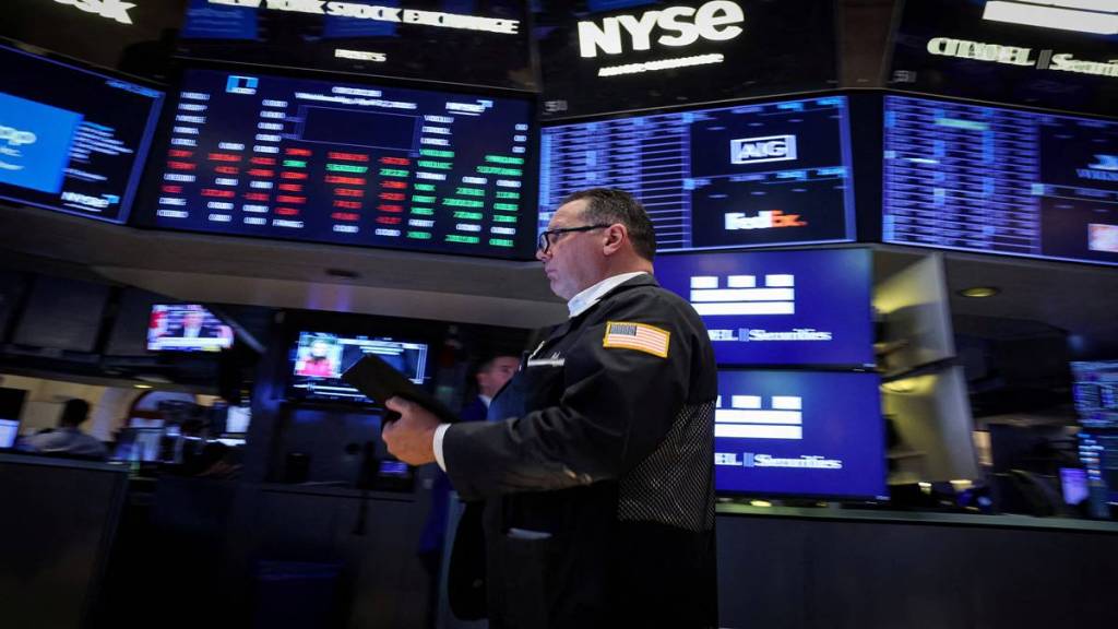 US Stock Market: Wall Street slips, Boeing tumbles amid US-China trade ...