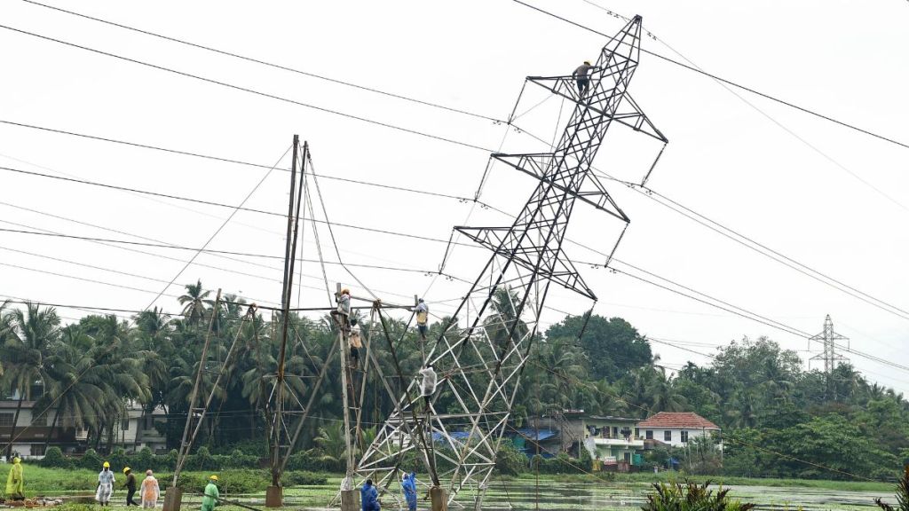 Maharashtra, Goa under Red Alert, IMD warns of extremely heavy rainfall ...