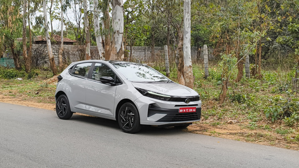 2025 Tata Altroz review: Price, Specs, Features, Drive experience ...