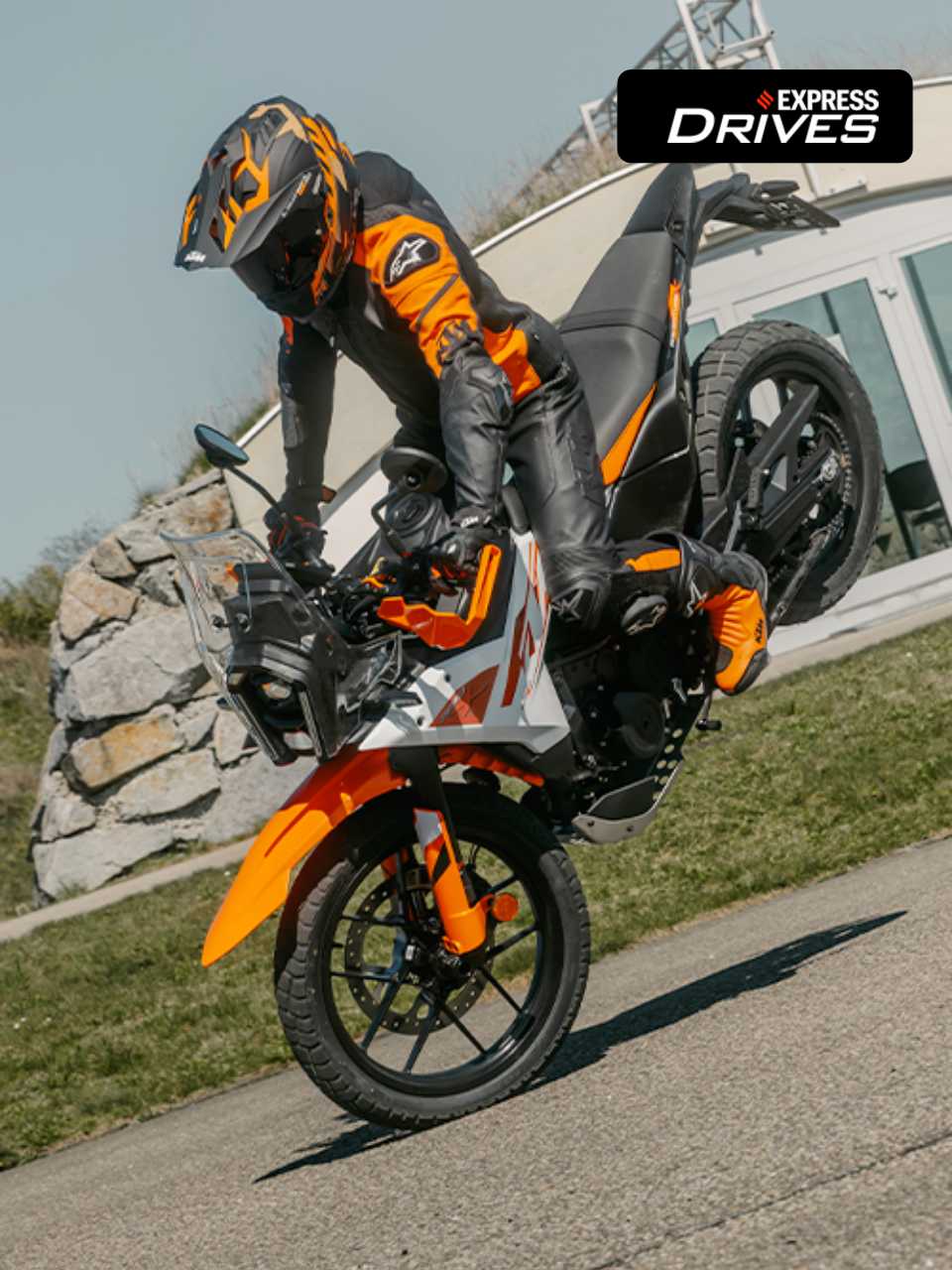 TrucksUp partners with IndianOil to launch XTRAPOWER-Fleet Card ...