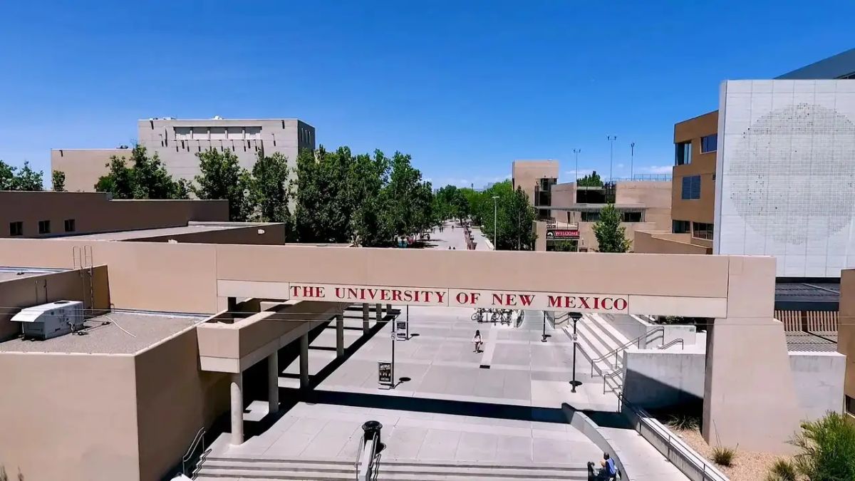 University of New Mexico dorm shooting: 1 dead, 1 injured, campus under ...