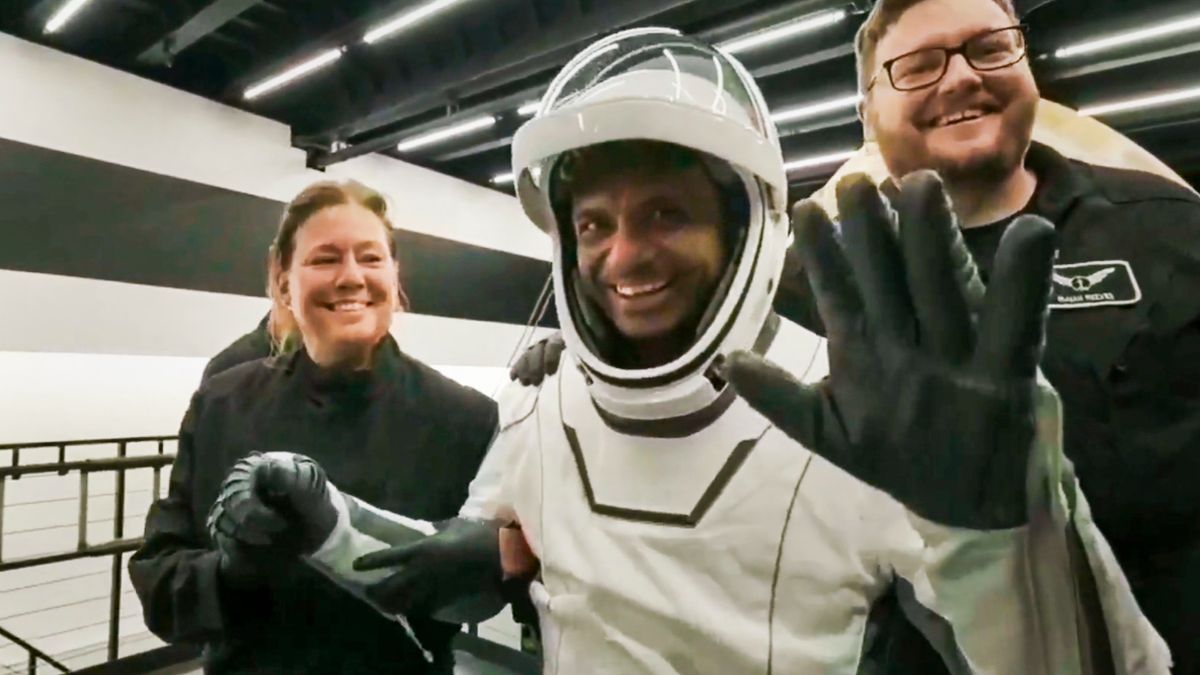 ISRO spent Rs 550 cr for Shubhanshu's space trip over Rs 450cr for Mars ...