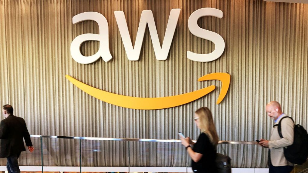 Amazon layoffs: Tech giant to slash 10% of staff, 25% of Principal-Level roles at risk; claims ...