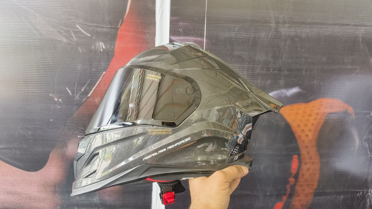 Steelbird introduces new SXE helmet with TPE energy absorbent - Bike ...