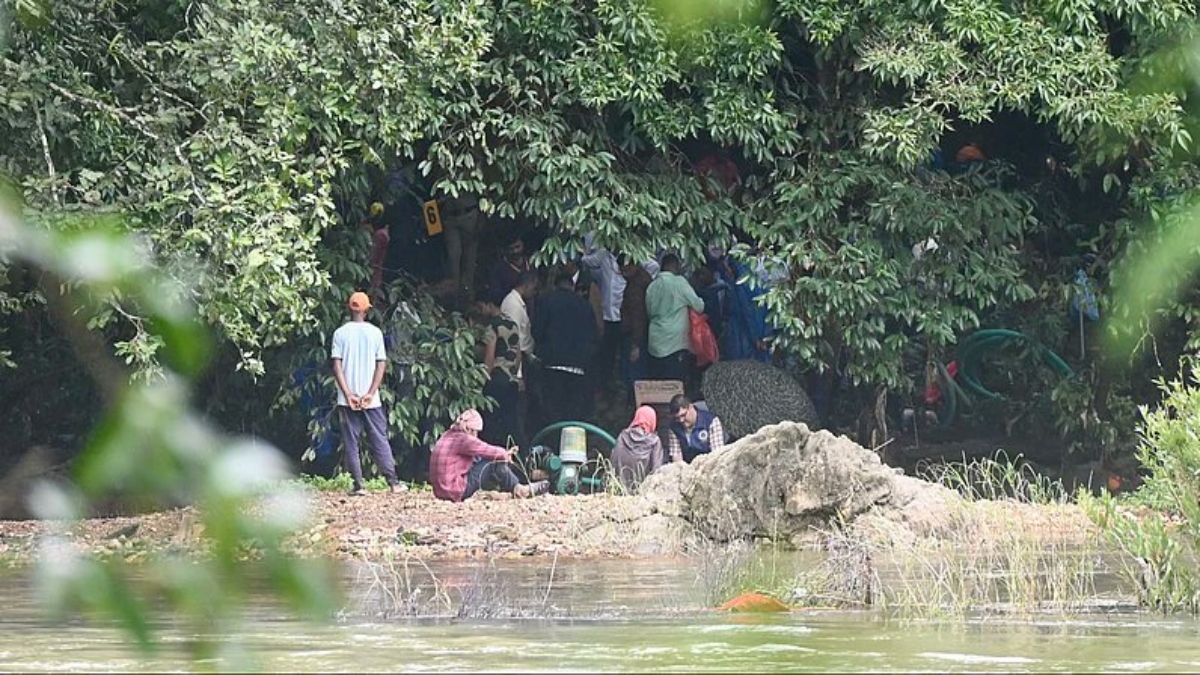 Karnataka Dharmasthala case: Partial human remains recovered at sixth ...