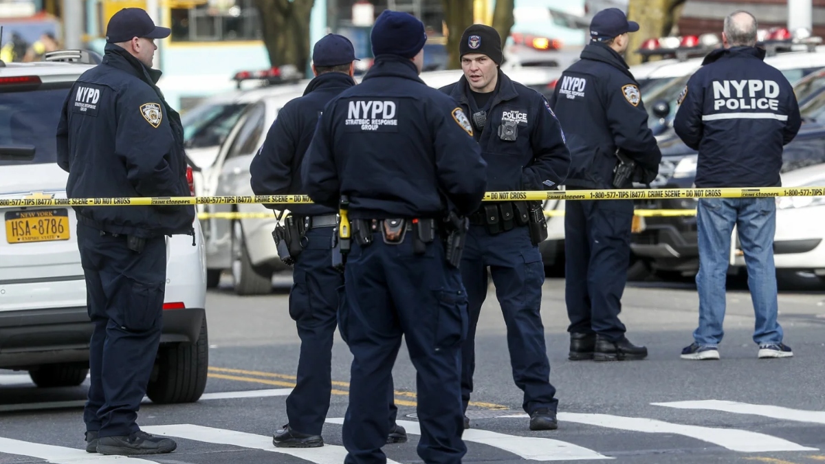 NYC mass shooting: Minute-by-minute events reveal chilling new evidence inside 345 Park Avenue ...